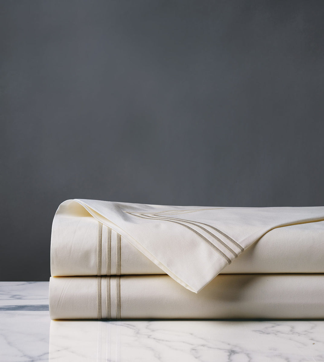 Tessa Ivory Flat Sheet (King 115x115) in Sable – Plankroad Home Decor